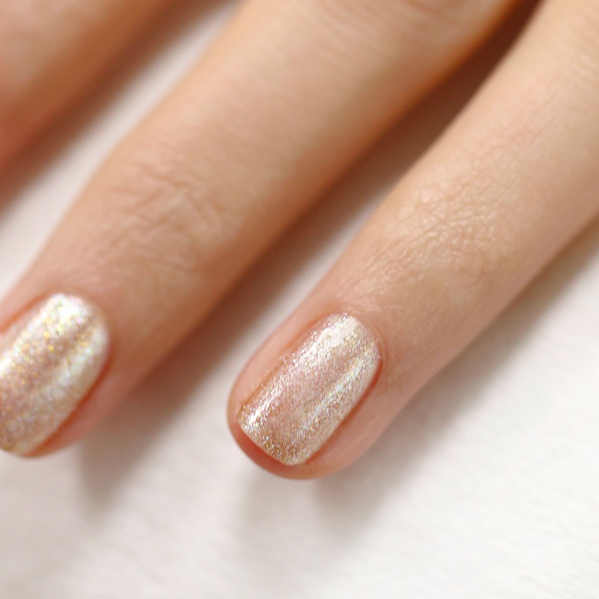 Vernis semi permanent pailleté doré - Gold | Manucurist